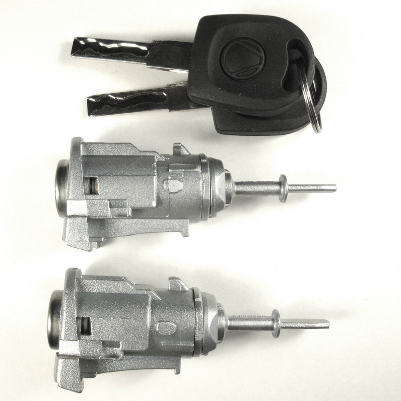 Ajtó zárbetét készlet VW Bora, Golf IV, Skoda Octavia 44mm